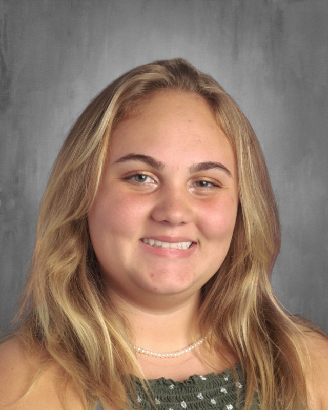 Eva McKinney – Yellow Jacket Yearbook